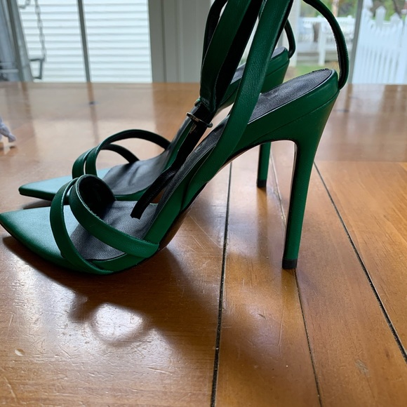 Alias Mae | Shoes | Alias Mae Stunning Heels | Poshmark